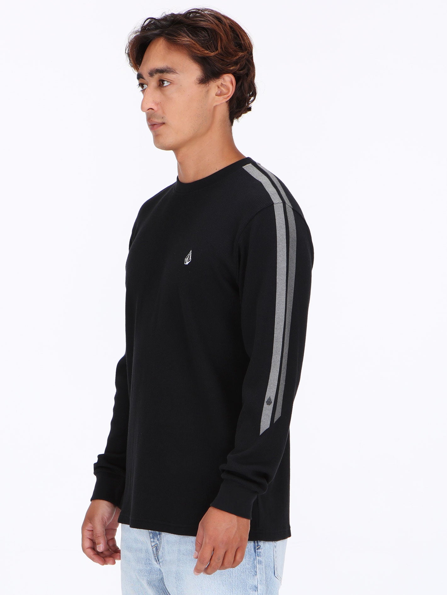 Volcom Russel Thermal Long Sleeve Top - Black – Volcom Indonesia Online ...
