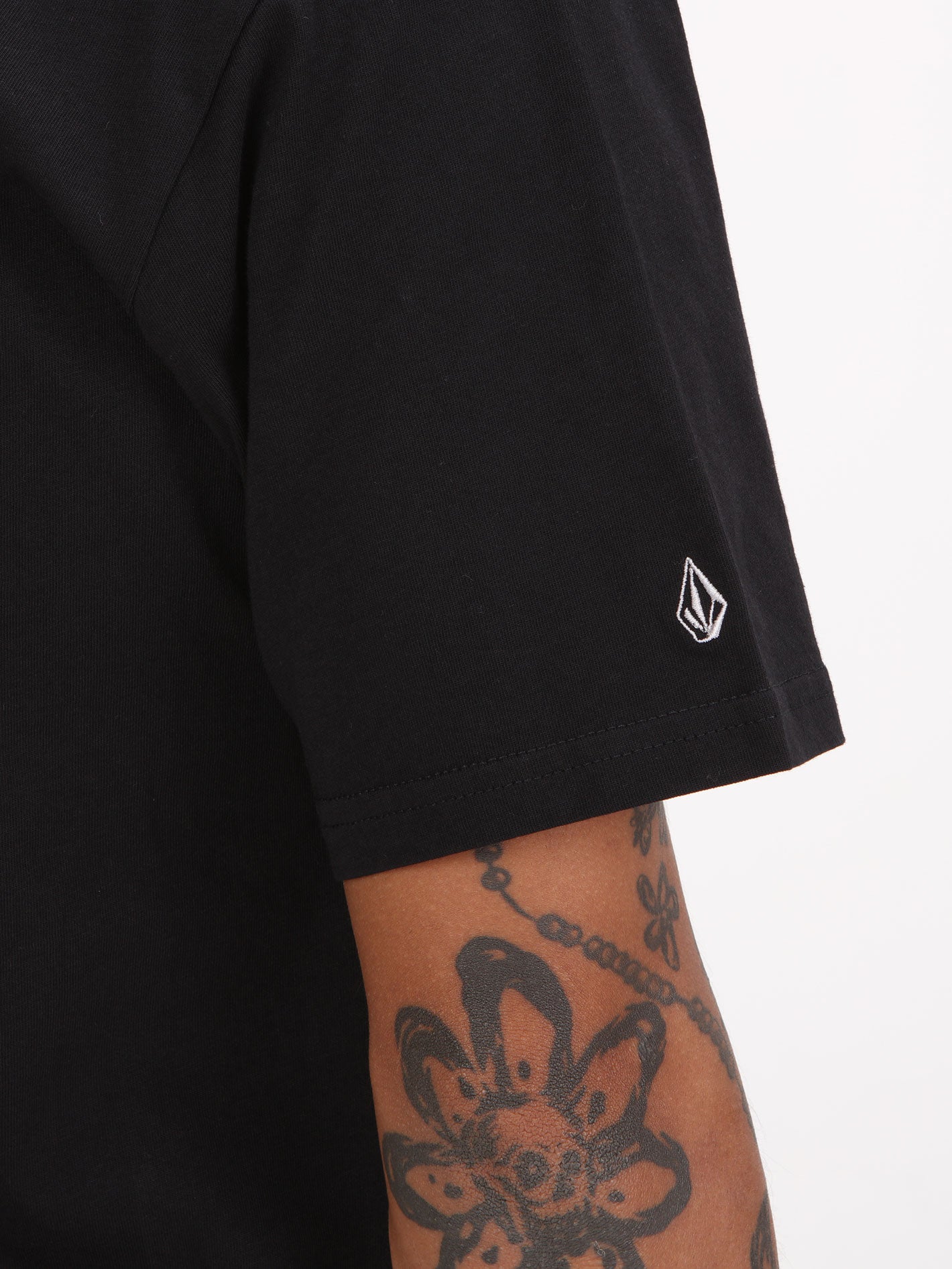 Volcom Washer Tee - Black – Volcom Indonesia Online Store