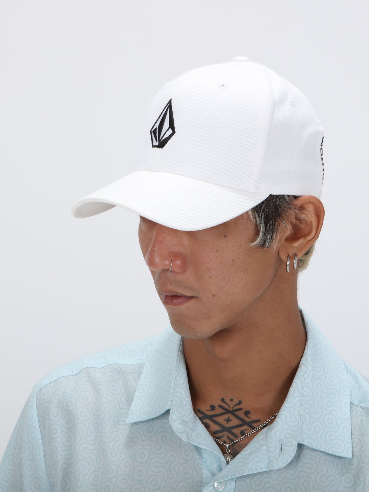 Volcom Full Stone Flexfit Cap - White – Volcom Indonesia Online Store